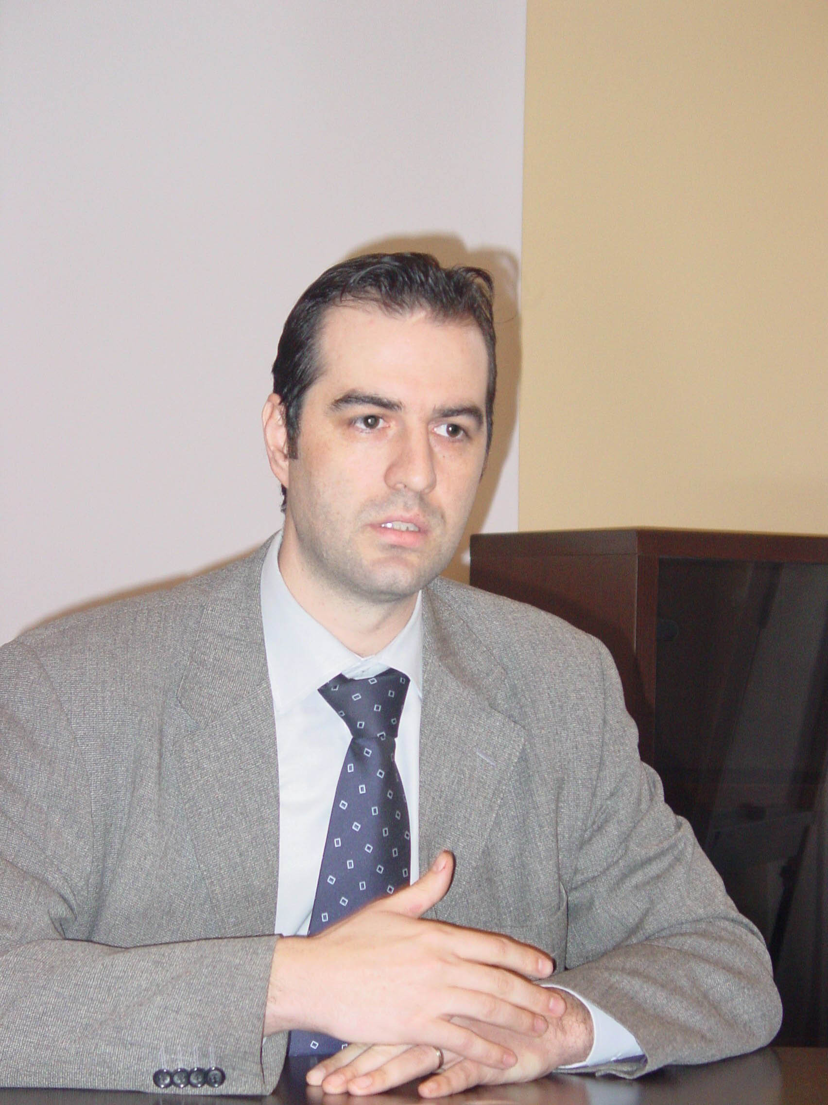 Radu Popescu, directorul RATP, si-a anuntat demisia prin SMS | Ziarul ...